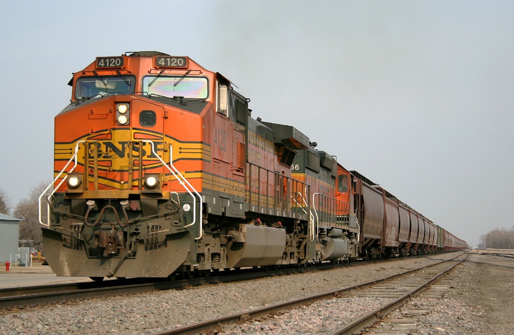 BNSF 4120